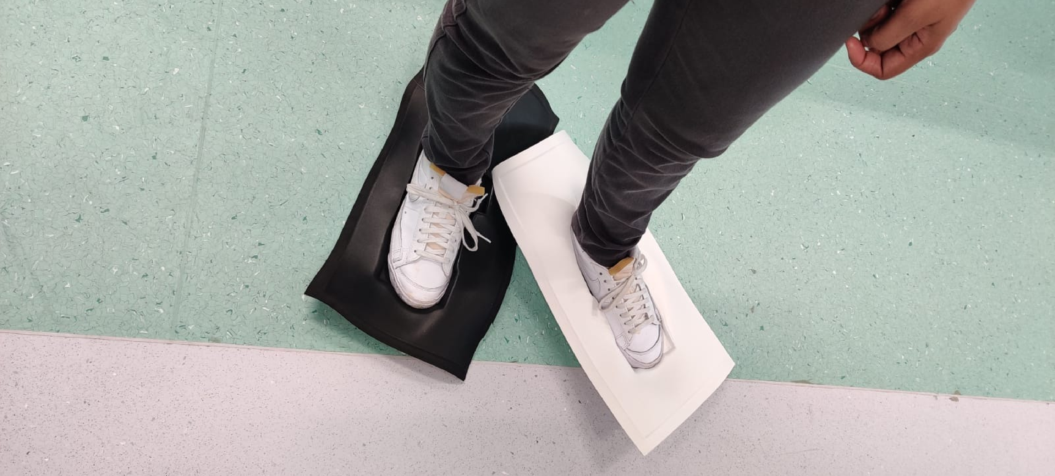 Data Shoes - Digital Society School